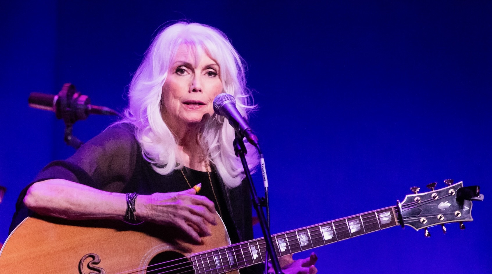 Emmylou Harris' Long Goodbye - RUSHONROCK